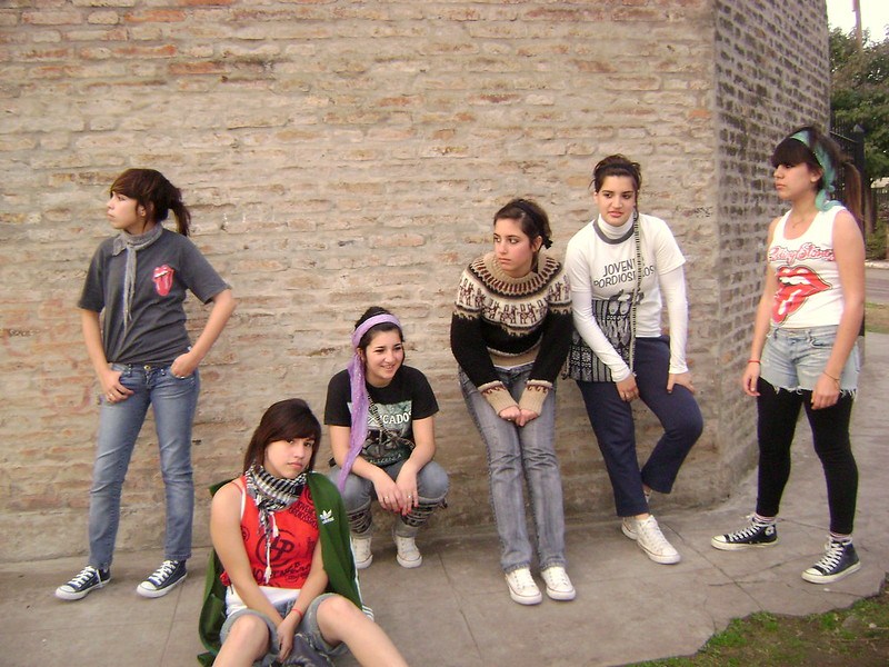 Una subcultura bien argentina: los rolingas – La calle viste a la moda